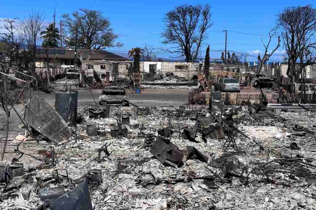 Estas imágenes no muestran un rayo láser captado en Hawái